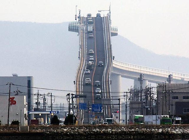 This Terrifyingly Steep Bridge In Japan Is Basically A Roller Coaster