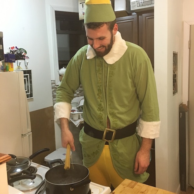 I Recreated Buddy The Elf's Breakfast Dressed As Buddy The Elf (Photos)