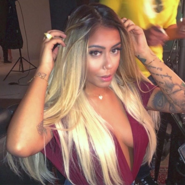 Neymar's Sexy Sister Rafaella Has A Seriously Hot Instagram