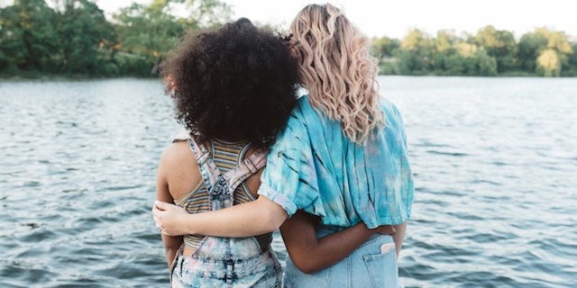 7 Truths About Long-Distance Friendships That Make Your Bond Withstand ...