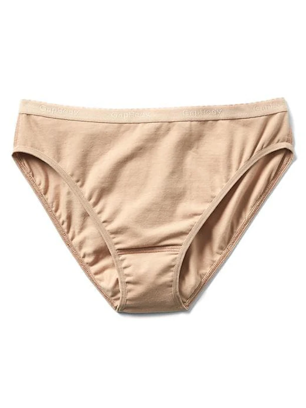 Can You Sleep In A Thong? You're Probably Better Off Going Commando ...