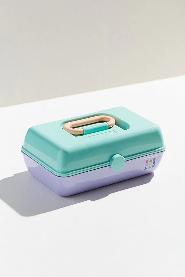 Where To Buy A Caboodle Because The '90s Are Back & Your Makeup Needs A ...