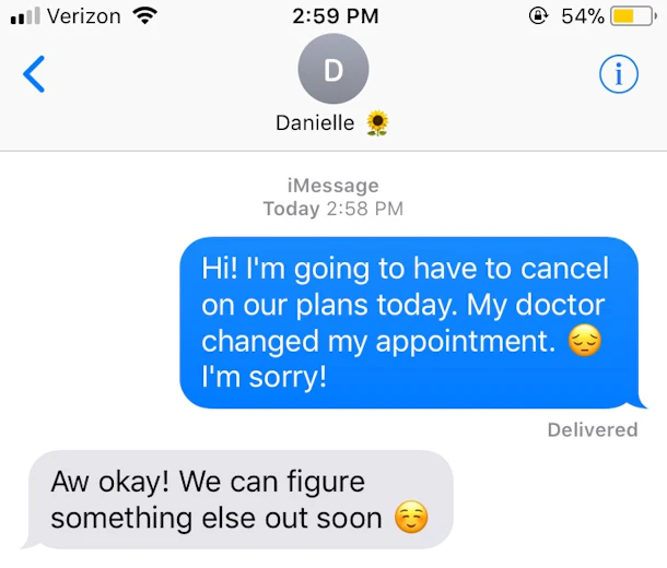 How To Cancel Plans With A Friend Over Text, According To An Expert