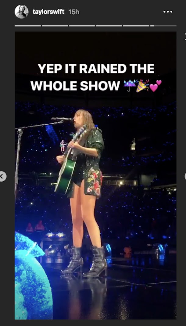 This Photo Of Taylor Swift's Concert In The Rain Is Just Like One Of ...