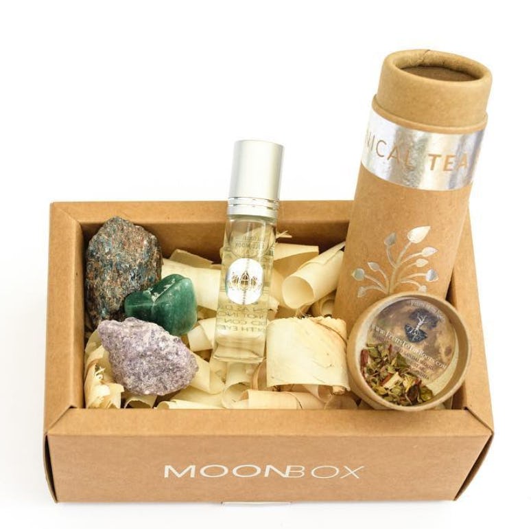 MoonBox Beauty Subscription Is The Monthly Self-Care Service Aligned ...