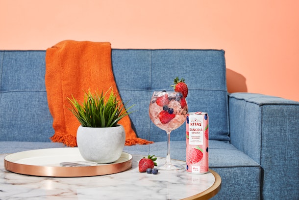 These New Ritas Spritz Cans With Rose & Sangria Flavors Are The Perfect ...
