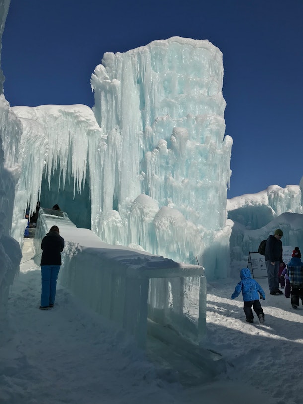 You Can Visit This Ice Castle In Canada To Live Out Your 'Frozen ...
