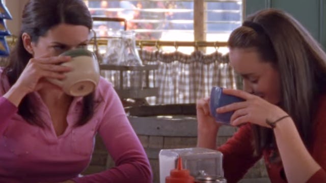 20 ‘Gilmore Girls’ Behind-The-Scenes Facts That'll Make You Say "Oy"