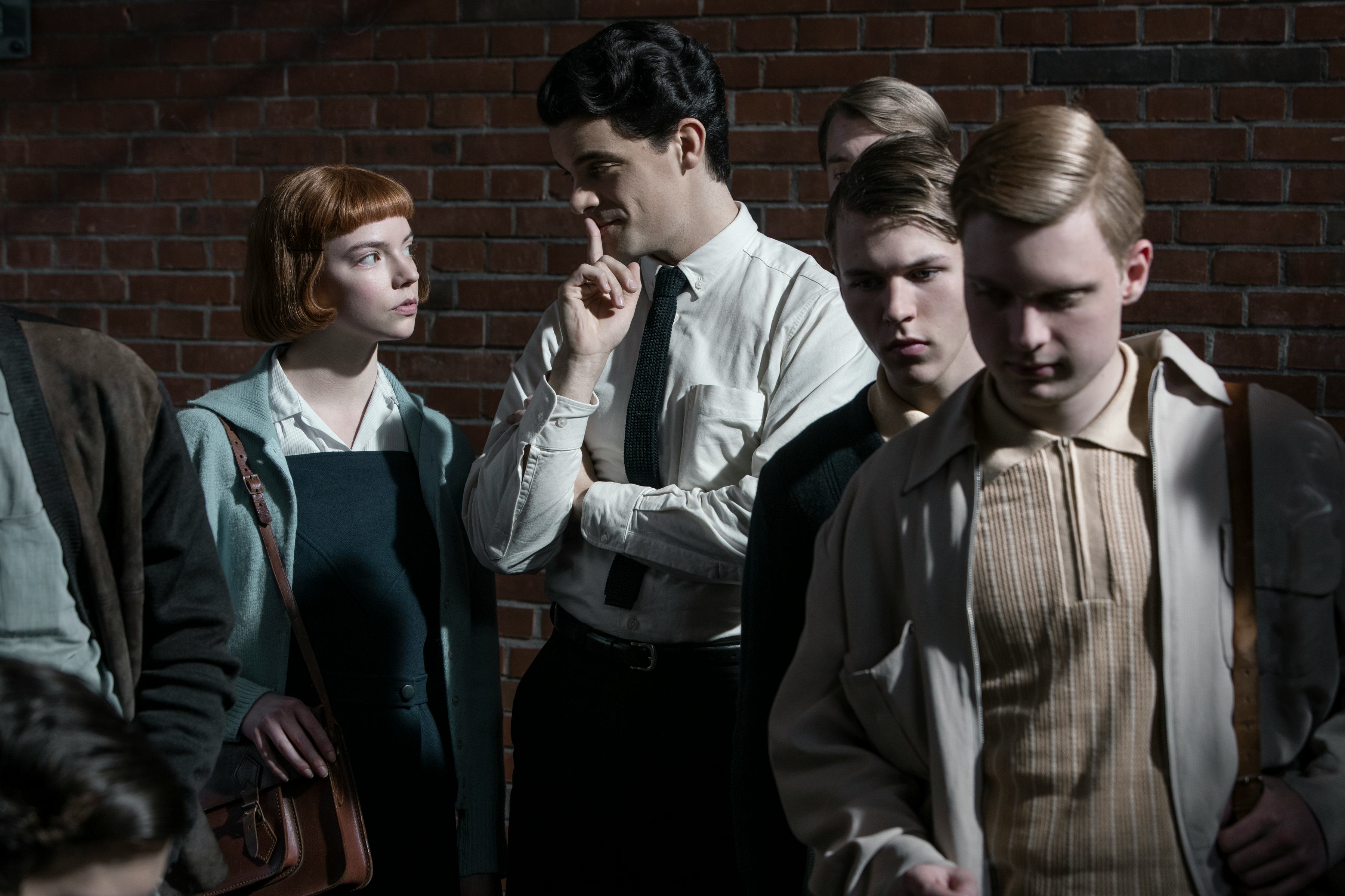 Who Is Townes In 'The Queen's Gambit'? Jacob Fortune-Lloyd's Character ...